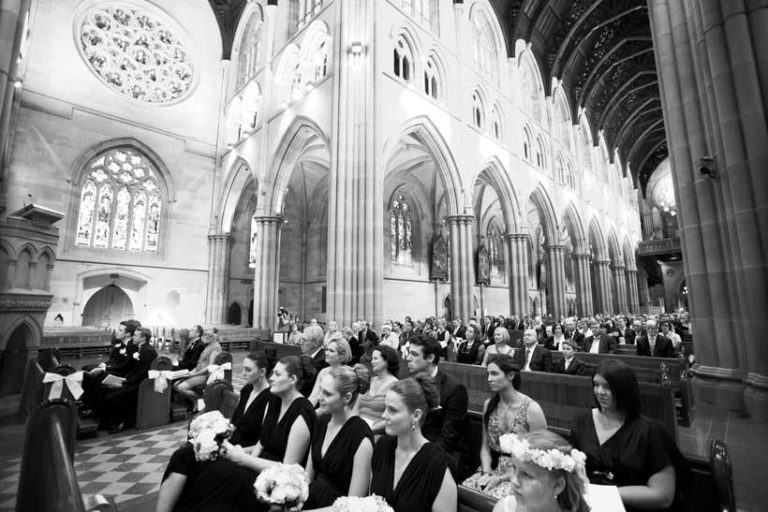 {Real Wedding} Greer Campbell & Lachlan Chrystal - Modern Wedding