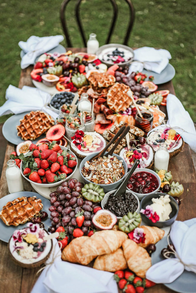 The Complete Guide to a Brunch Wedding - Modern Wedding